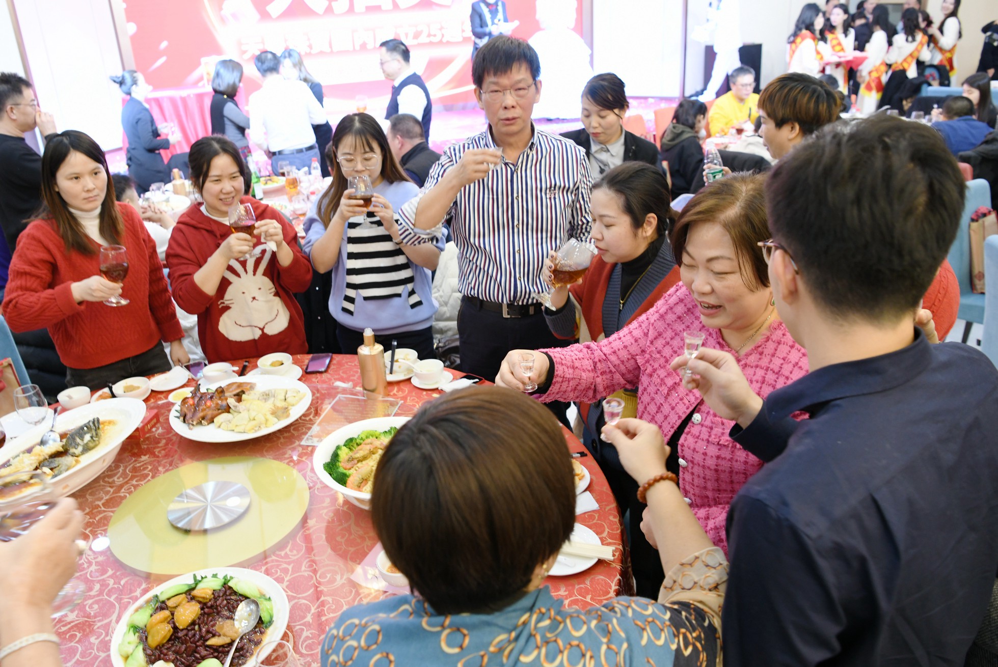 About Tin Fung Group (Global)